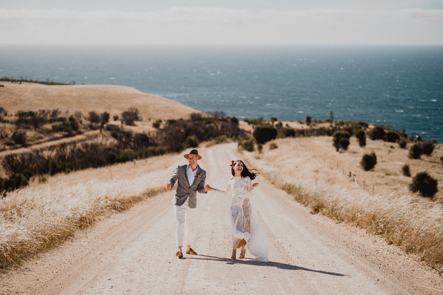 How To Get Natural Wedding Photos | Simon Bills Blog
